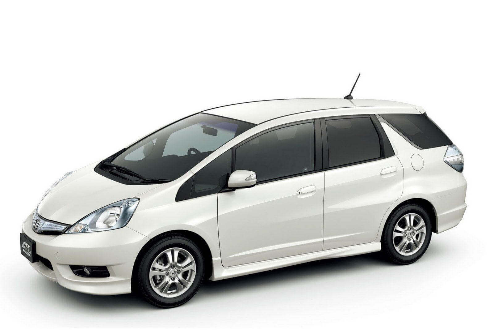 Honda Shuttle Wagon Car | Lanka Tour Host
